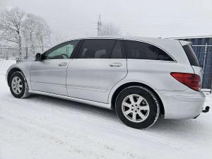 Grey Mercedes-Benz R 320 2006 in Kaunas, with an engine capacity of 3.00 L and mileage of 310 thousand km for 3650 €, photo 4 on AUTOMOTO.COM.LV