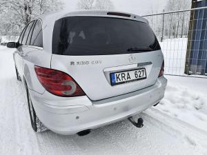 Grey Mercedes-Benz R 320 2006 in Kaunas, with an engine capacity of 3.00 L and mileage of 310 thousand km for 3650 €, photo 8 on AUTOMOTO.COM.LV