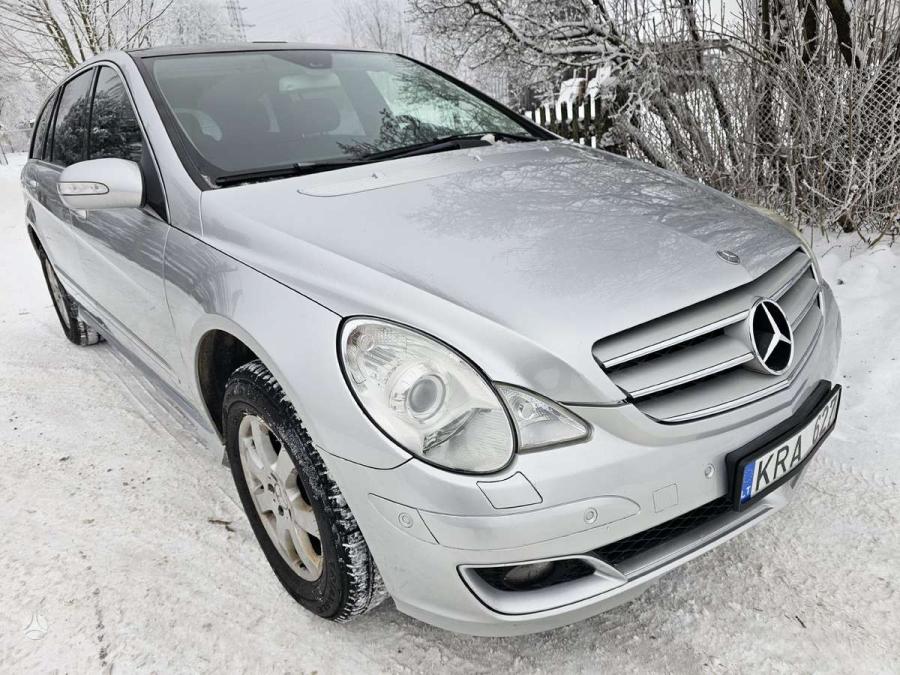Grey Mercedes-Benz R 320 2006 in Kaunas, with an engine capacity of 3.00 L and mileage of 310 thousand km for 3650 €, photo 9 on AUTOMOTO.COM.LV