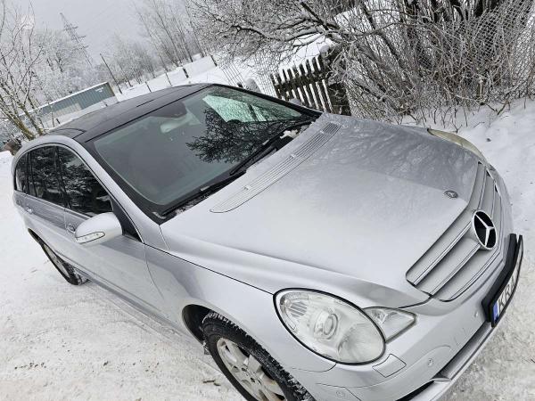 Grey Mercedes-Benz R 320 2006 in Kaunas, with an engine capacity of 3.00 L and mileage of 310 thousand km for 3650 €, photo 10 on AUTOMOTO.COM.LV