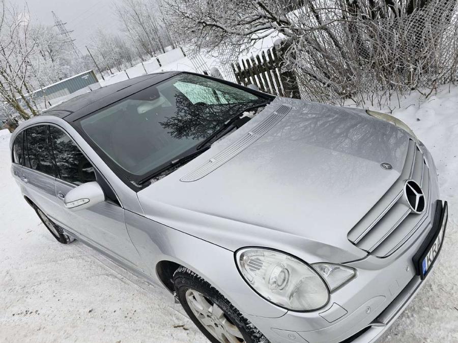 Grey Mercedes-Benz R 320 2006 in Kaunas, with an engine capacity of 3.00 L and mileage of 310 thousand km for 3650 €, photo 10 on AUTOMOTO.COM.LV