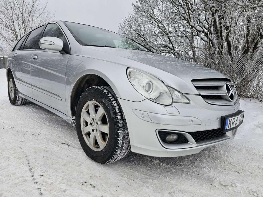 Grey Mercedes-Benz R 320 2006 in Kaunas, with an engine capacity of 3.00 L and mileage of 310 thousand km for 3650 €, photo 11 on AUTOMOTO.COM.LV