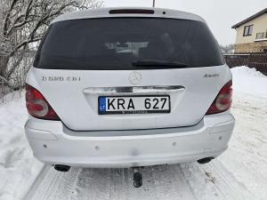 Grey Mercedes-Benz R 320 2006 in Kaunas, with an engine capacity of 3.00 L and mileage of 310 thousand km for 3650 €, photo 18 on AUTOMOTO.COM.LV