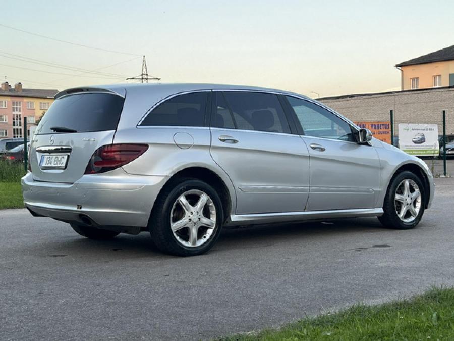 Pelēks Mercedes-Benz R 320 2006 Narva, ar dzinēja tilpumu 3.00 L un nobraukumu 496 tūkst. km par 1999 €, foto 8 vietnē AUTOMOTO.COM.LV