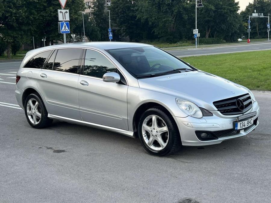 Pelēks Mercedes-Benz R 320 2006 Narva, ar dzinēja tilpumu 3.00 L un nobraukumu 496 tūkst. km par 1999 €, foto 15 vietnē AUTOMOTO.COM.LV
