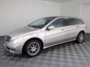 Pelēks Mercedes-Benz R 320 2007 Tallina, ar dzinēja tilpumu 3.00 L un nobraukumu 319 tūkst. km par 1999 €, foto 3 vietnē AUTOMOTO.COM.LV