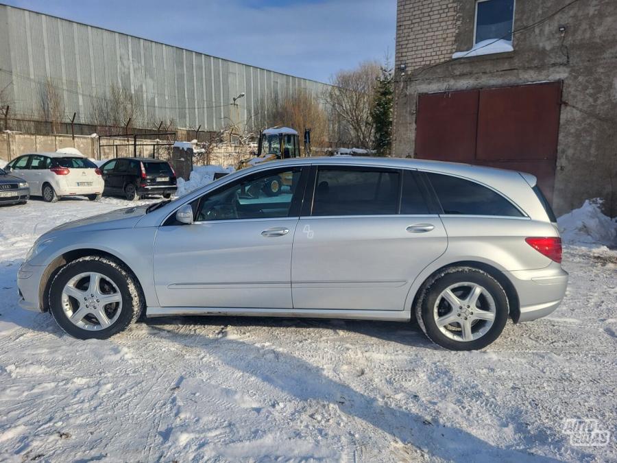 Pelēks Mercedes-Benz R 320 2008 Mažeikiai, ar dzinēja tilpumu 3.00 L un nobraukumu 360 tūkst. km par 4750 €, foto 8 vietnē AUTOMOTO.COM.LV
