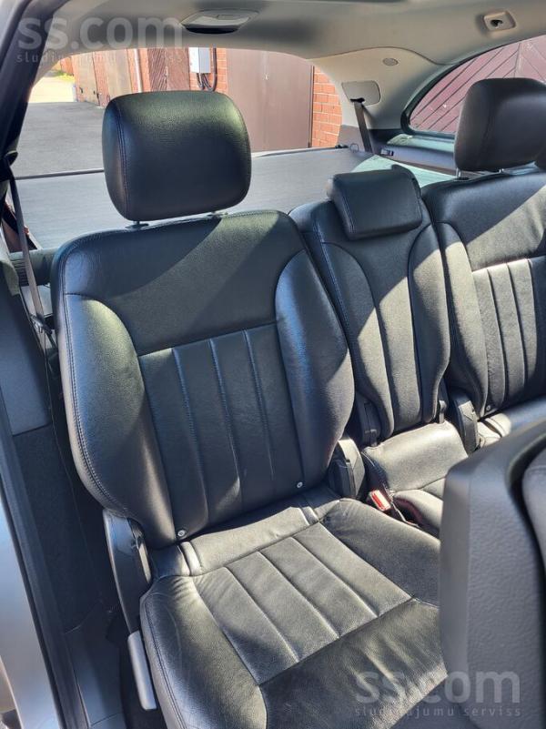 Grey Mercedes-Benz R 320 2008 in Riga, with an engine capacity of 3.00 L and mileage of 0 thousand km for 6500 €, photo 8 on AUTOMOTO.COM.LV
