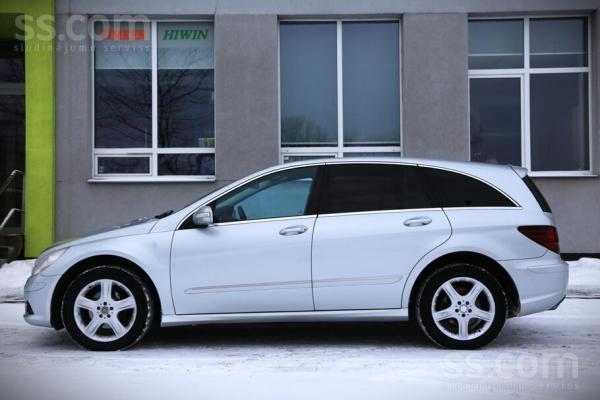 Pelēks Mercedes-Benz R 320 2009 Rīga, ar dzinēja tilpumu 3.00 L un nobraukumu 378 tūkst. km par 3995 €, foto 2 vietnē AUTOMOTO.COM.LV