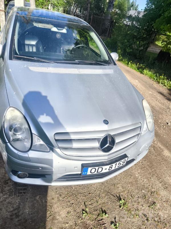 Mercedes-Benz R 320 2007 Rīga, ar dzinēja tilpumu 3.00 L un nobraukumu 438 tūkst. km par 3800 €, foto 8 vietnē AUTOMOTO.COM.LV