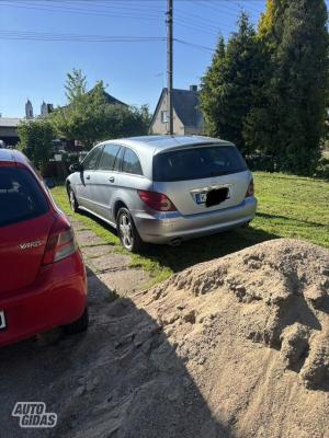 Mercedes-Benz R 320 2006 Kauņa, ar dzinēja tilpumu 3.00 L un nobraukumu 399 tūkst. km par 2200 €, foto 20 vietnē AUTOMOTO.COM.LV
