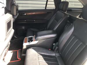 Balts Mercedes-Benz R 320 2008 Viļņa, ar dzinēja tilpumu 3.00 L un nobraukumu 362 tūkst. km par 4200 €, foto 8 vietnē AUTOMOTO.COM.LV