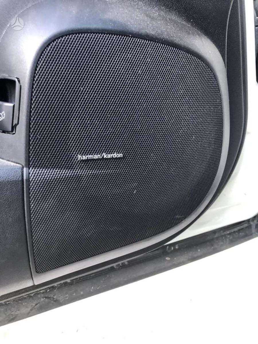Balts Mercedes-Benz R 320 2008 Viļņa, ar dzinēja tilpumu 3.00 L un nobraukumu 362 tūkst. km par 4200 €, foto 14 vietnē AUTOMOTO.COM.LV