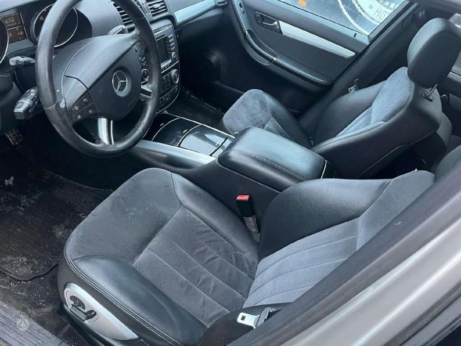 Dzeltens Mercedes-Benz R 320 2006 Kauņa, ar dzinēja tilpumu 3.00 L un nobraukumu 320 tūkst. km par 3100 €, foto 10 vietnē AUTOMOTO.COM.LV