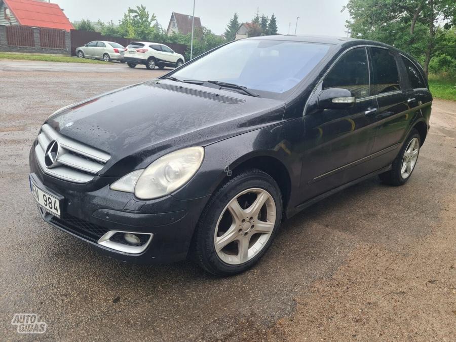Melns Mercedes-Benz R 350 2007 Klaipėda, ar dzinēja tilpumu 3.50 L un nobraukumu 382 tūkst. km par 2000 €, foto 1 vietnē AUTOMOTO.COM.LV