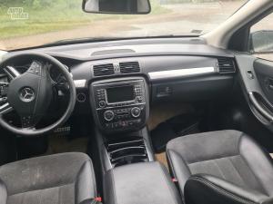 Melns Mercedes-Benz R 350 2007 Klaipėda, ar dzinēja tilpumu 3.50 L un nobraukumu 382 tūkst. km par 2000 €, foto 8 vietnē AUTOMOTO.COM.LV