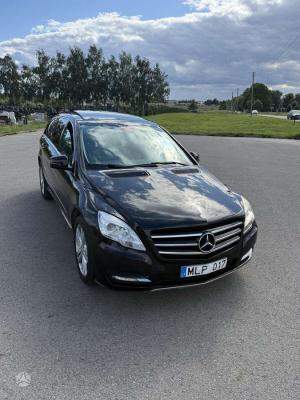 Black Mercedes-Benz R 350 2010 in Kaunas, with an engine capacity of 3.00 L and mileage of 330 thousand km for 6300 €, photo  on AUTOMOTO.COM.LV