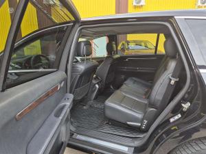Black Mercedes-Benz R 350 2011 in Silute, with an engine capacity of 3.00 L and mileage of 227 thousand km for 7900 €, photo 9 on AUTOMOTO.COM.LV