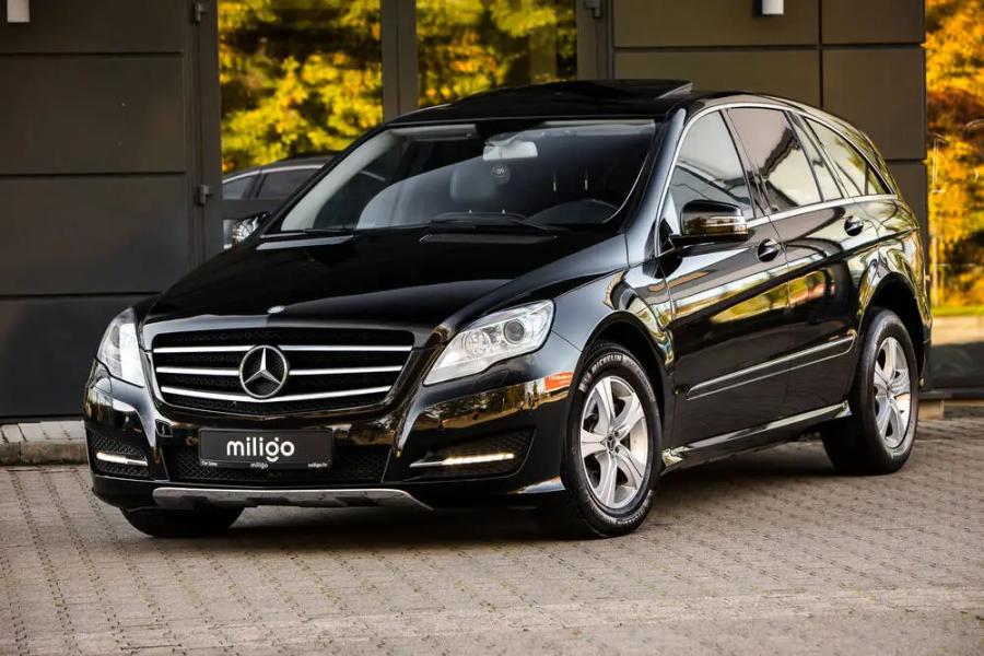 Черный Мерседес Р 350 2011 в Елгава, объемом двигателя 3.00 л и пробегом 271 тыс. км за 6000 €, фото 1 на AUTOMOTO.COM.LV