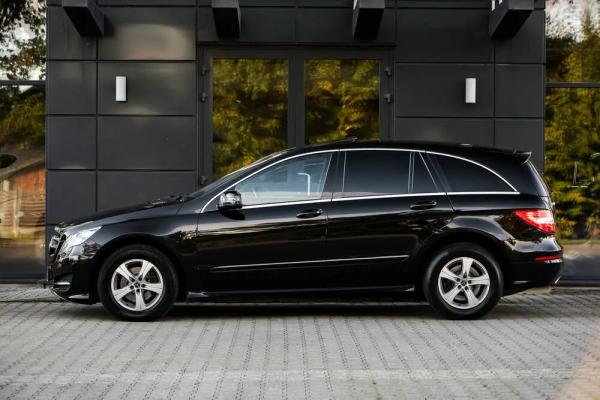 Melns Mercedes-Benz R 350 2011 Jelgava, ar dzinēja tilpumu 3.00 L un nobraukumu 271 tūkst. km par 6000 €, foto 9 vietnē AUTOMOTO.COM.LV