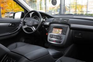 Черный Мерседес Р 350 2011 в Елгава, объемом двигателя 3.00 л и пробегом 271 тыс. км за 6000 €, фото 18 на AUTOMOTO.COM.LV