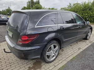 Черный Мерседес Р 350 2011 в Вильнюс, объемом двигателя 2.99 л и пробегом 349 тыс. км за 6500 €, фото 4 на AUTOMOTO.COM.LV