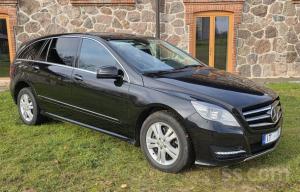 Melns Mercedes-Benz R 350 2012 Valmiera, ar dzinēja tilpumu 3.00 L un nobraukumu 310 tūkst. km par 9750 €, foto  vietnē AUTOMOTO.COM.LV