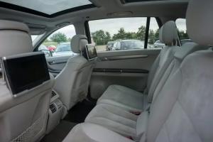 Black Mercedes-Benz R 350 2012 in Liepaja, with an engine capacity of 3.00 L and mileage of 253 thousand km for 13800 €, photo 10 on AUTOMOTO.COM.LV