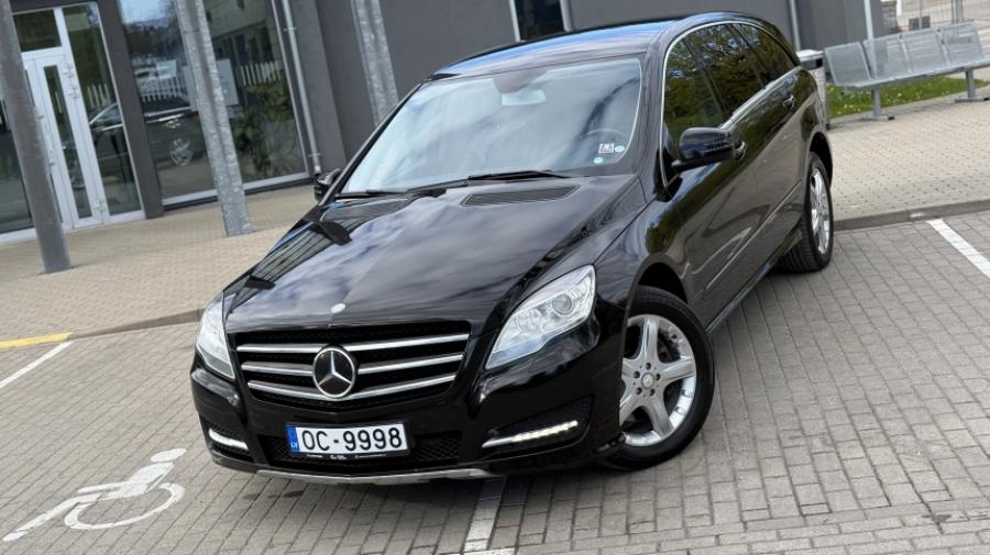 Melns Mercedes-Benz R 350 2012 Rīga, ar dzinēja tilpumu 3.00 L un nobraukumu 250 tūkst. km par 9950 €, foto 1 vietnē AUTOMOTO.COM.LV
