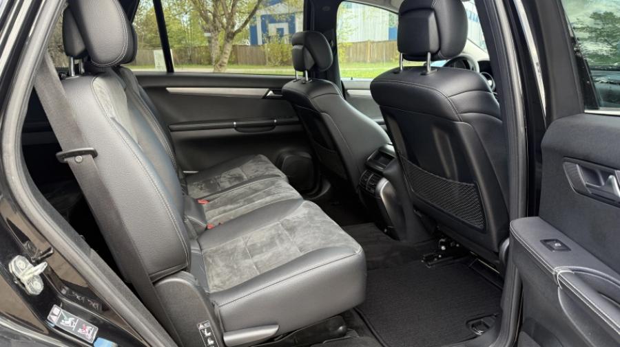 Melns Mercedes-Benz R 350 2012 Rīga, ar dzinēja tilpumu 3.00 L un nobraukumu 250 tūkst. km par 9950 €, foto 9 vietnē AUTOMOTO.COM.LV
