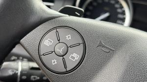 Melns Mercedes-Benz R 350 2012 Rīga, ar dzinēja tilpumu 3.00 L un nobraukumu 250 tūkst. km par 9950 €, foto 15 vietnē AUTOMOTO.COM.LV