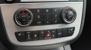 Melns Mercedes-Benz R 350 2012 Rīga, ar dzinēja tilpumu 3.00 L un nobraukumu 250 tūkst. km par 9950 €, foto 24 vietnē AUTOMOTO.COM.LV
