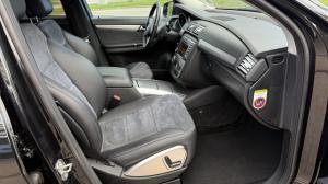 Melns Mercedes-Benz R 350 2012 Rīga, ar dzinēja tilpumu 3.00 L un nobraukumu 250 tūkst. km par 9950 €, foto 25 vietnē AUTOMOTO.COM.LV