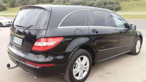 Black Mercedes-Benz R 350 2012 in Kaunas, with an engine capacity of 3.00 L and mileage of 249 thousand km for 10800 €, photo 5 on AUTOMOTO.COM.LV