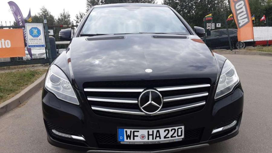 Black Mercedes-Benz R 350 2012 in Kaunas, with an engine capacity of 3.00 L and mileage of 249 thousand km for 10800 €, photo 7 on AUTOMOTO.COM.LV