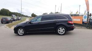 Black Mercedes-Benz R 350 2012 in Kaunas, with an engine capacity of 3.00 L and mileage of 249 thousand km for 10800 €, photo 8 on AUTOMOTO.COM.LV