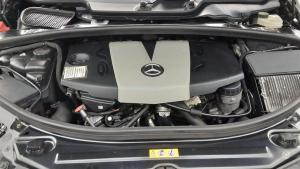 Black Mercedes-Benz R 350 2012 in Kaunas, with an engine capacity of 3.00 L and mileage of 249 thousand km for 10800 €, photo 26 on AUTOMOTO.COM.LV