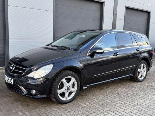 Black Mercedes-Benz R 350 2010 in Vilnius, with an engine capacity of 2.99 L and mileage of 214 thousand km for 2950 €, photo 1 on AUTOMOTO.COM.LV