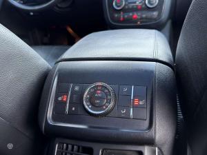 Black Mercedes-Benz R 350 2010 in Vilnius, with an engine capacity of 2.99 L and mileage of 214 thousand km for 2950 €, photo 26 on AUTOMOTO.COM.LV