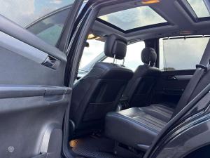 Black Mercedes-Benz R 350 2010 in Vilnius, with an engine capacity of 2.99 L and mileage of 214 thousand km for 2950 €, photo 27 on AUTOMOTO.COM.LV