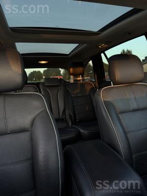 Melns Mercedes-Benz R 350 2012 Rīga, ar dzinēja tilpumu 3.00 L un nobraukumu 152 tūkst. km par 16000 €, foto 11 vietnē AUTOMOTO.COM.LV
