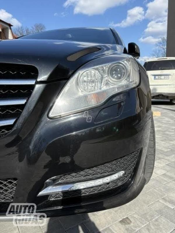 Melns Mercedes-Benz R 350 2013 Šilutė, ar dzinēja tilpumu 3.00 L un nobraukumu 201 tūkst. km par 9999 €, foto 9 vietnē AUTOMOTO.COM.LV