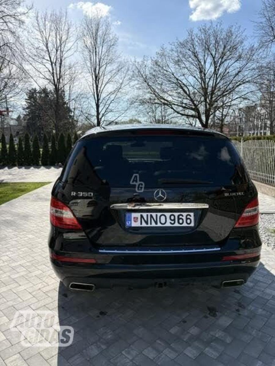 Melns Mercedes-Benz R 350 2013 Šilutė, ar dzinēja tilpumu 3.00 L un nobraukumu 201 tūkst. km par 9999 €, foto 19 vietnē AUTOMOTO.COM.LV