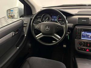 Pelēks Mercedes-Benz R 350 2010 Marijampole, ar dzinēja tilpumu 2.99 L un nobraukumu 186 tūkst. km par 9750 €, foto 17 vietnē AUTOMOTO.COM.LV