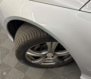 Pelēks Mercedes-Benz R 350 2010 Marijampole, ar dzinēja tilpumu 2.99 L un nobraukumu 186 tūkst. km par 9750 €, foto 22 vietnē AUTOMOTO.COM.LV