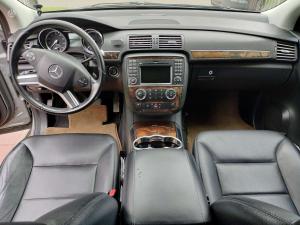 Pelēks Mercedes-Benz R 350 2011 Kauņa, ar dzinēja tilpumu 3.50 L un nobraukumu 270 tūkst. km par 5000 €, foto 8 vietnē AUTOMOTO.COM.LV