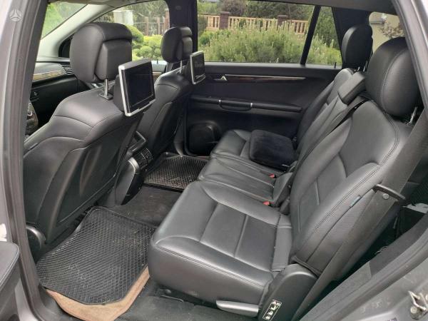 Pelēks Mercedes-Benz R 350 2011 Kauņa, ar dzinēja tilpumu 3.50 L un nobraukumu 270 tūkst. km par 5000 €, foto 8 vietnē AUTOMOTO.COM.LV