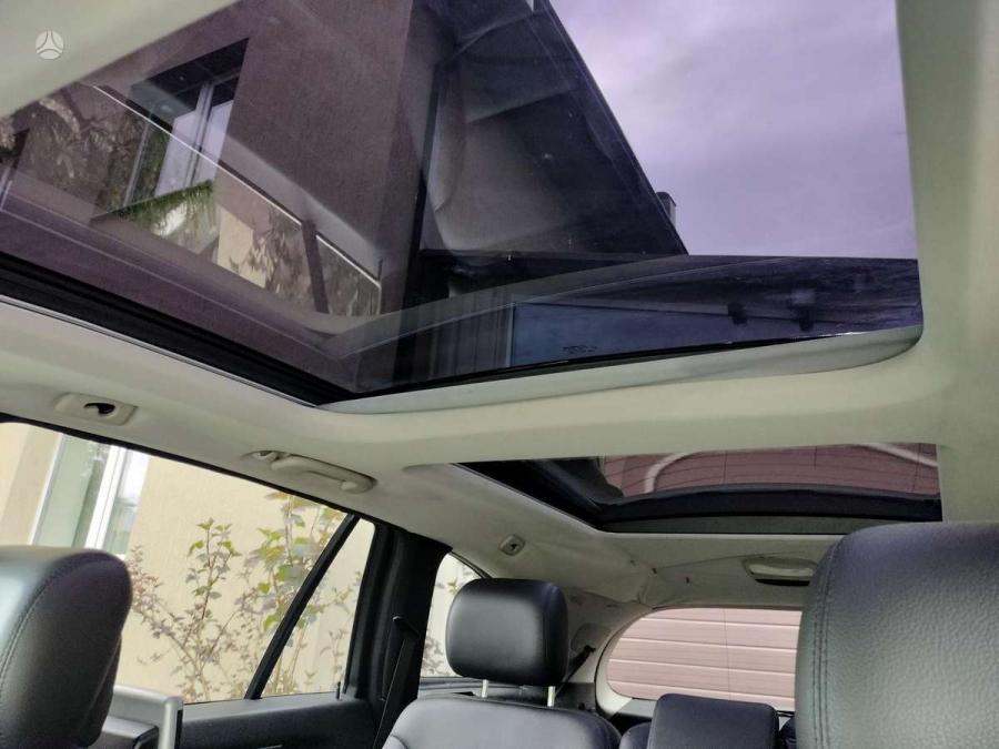 Pelēks Mercedes-Benz R 350 2011 Kauņa, ar dzinēja tilpumu 3.50 L un nobraukumu 270 tūkst. km par 5000 €, foto 10 vietnē AUTOMOTO.COM.LV