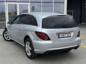Pelēks Mercedes-Benz R 350 2008 Viļņa, ar dzinēja tilpumu 2.99 L un nobraukumu 397 tūkst. km par 3400 €, foto 5 vietnē AUTOMOTO.COM.LV