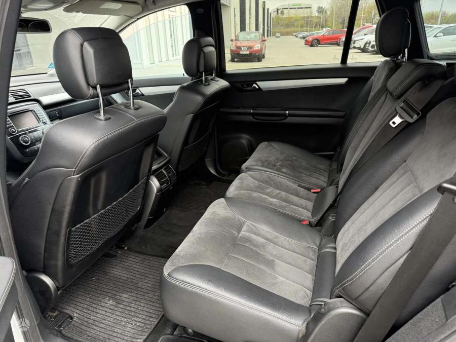 Pelēks Mercedes-Benz R 350 2008 Viļņa, ar dzinēja tilpumu 2.99 L un nobraukumu 397 tūkst. km par 3400 €, foto 9 vietnē AUTOMOTO.COM.LV